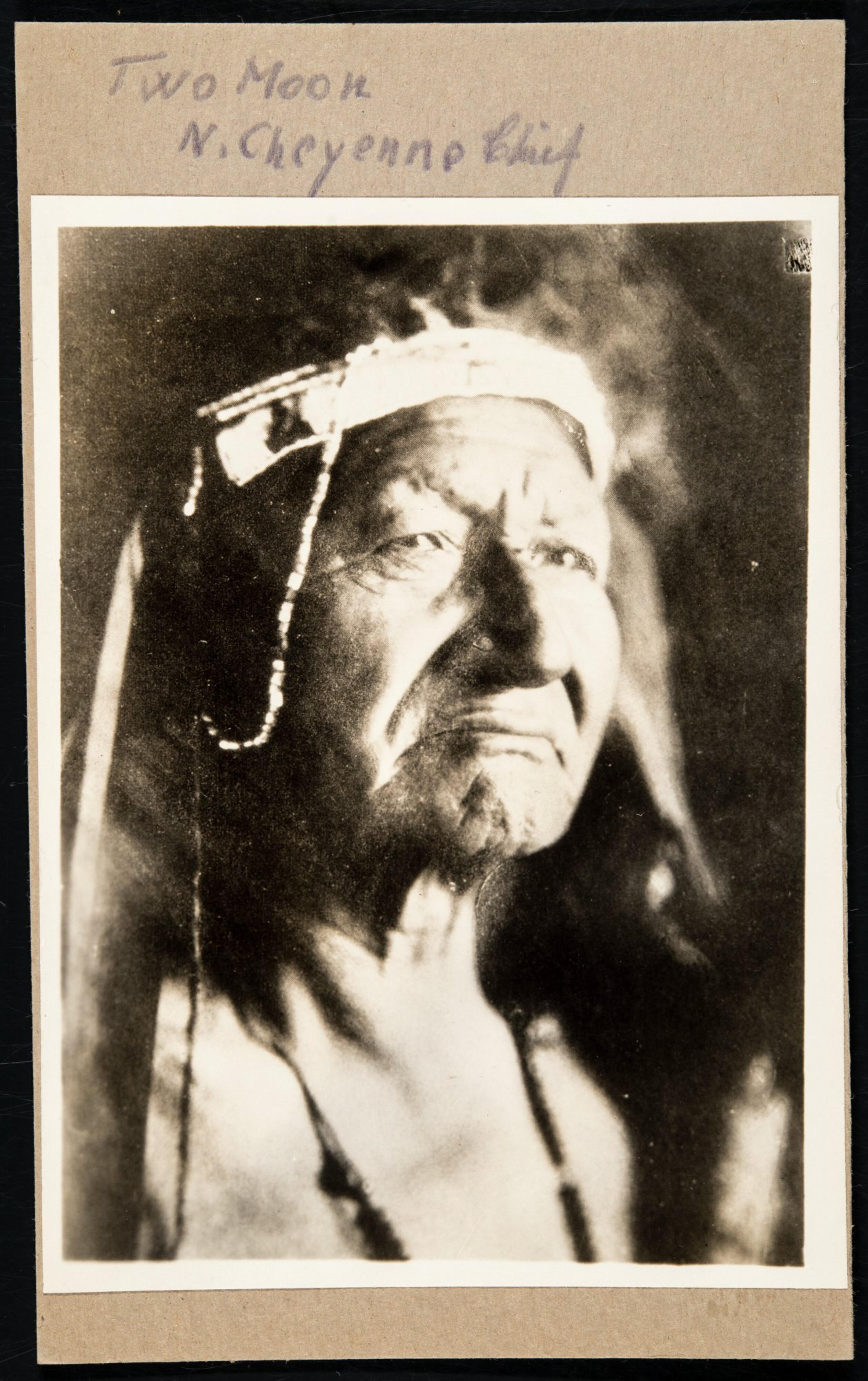 Two Moon, Northern Cheyenne Chief / Unknown - Gilcrease Museum