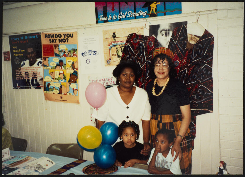 Annie Barnes & Eddie Faye Gates, Apache Manor Housing Project ...